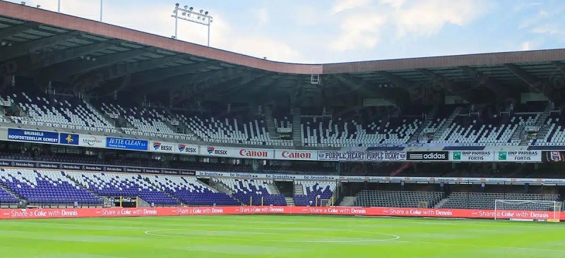 outdoor stadium LED perimeter banner